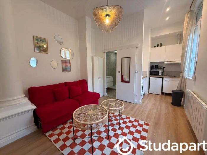 Appartement 1 pièce à Centre Ville, Amiens, à louer