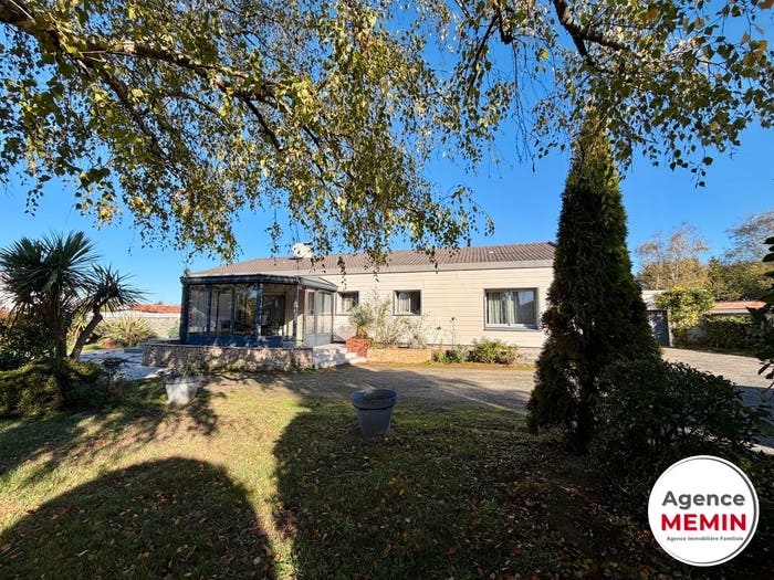 La Chaize-Giraud : Maison 6 pièces à vendre
