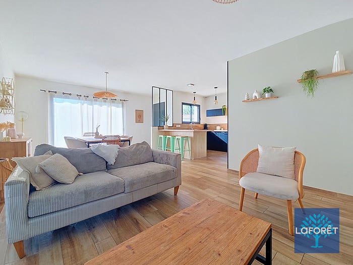 Dompierre-sur-Yon : Maison 4 pièces à vendre