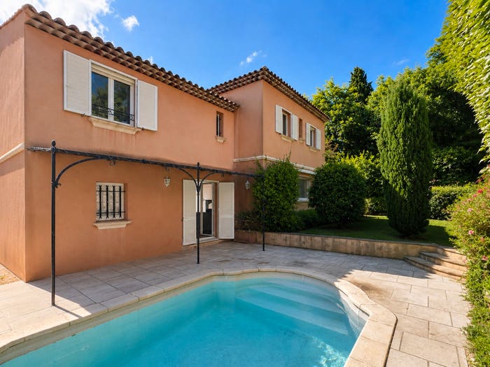 Maison 6 pièces à Cavalaire-sur-Mer, Pierrugues, Mannes, Canissons, à vendre
