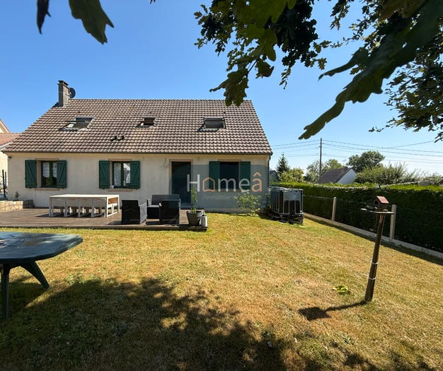 Maison 8 pièces à postalCode, à vendre