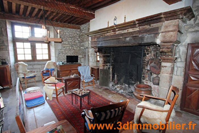 Lons-le-Saunier, Marjorie : Maison 11 pièces à vendre