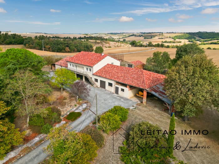 Maison 7 pièces à Auriac-sur-Vendinelle, à vendre