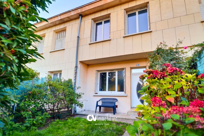 Louviers, Centre-ville : Maison 3 pièces à vendre