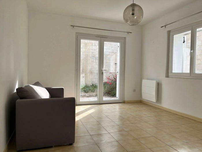 Appartement 2 pièces à louer - Le Revest-les-Eaux