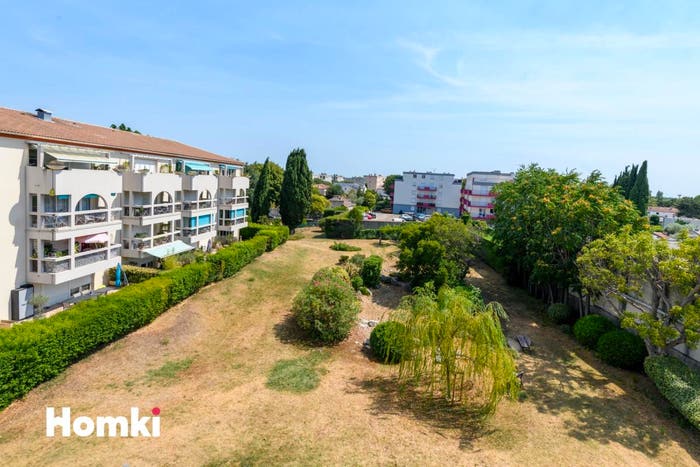 Appartement 3 pièces à vendre - Nîmes, Ville Active