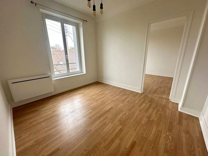 Centre Nord, Tournan-en-Brie : Appartement 3 pièces à louer