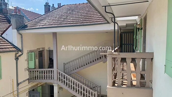 Appartement 6 pièces à vendre - Lons-le-Saunier, Centre-ville