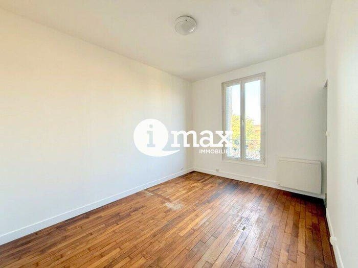 Rateau, La Courneuve - Appartement 1 pièce à louer
