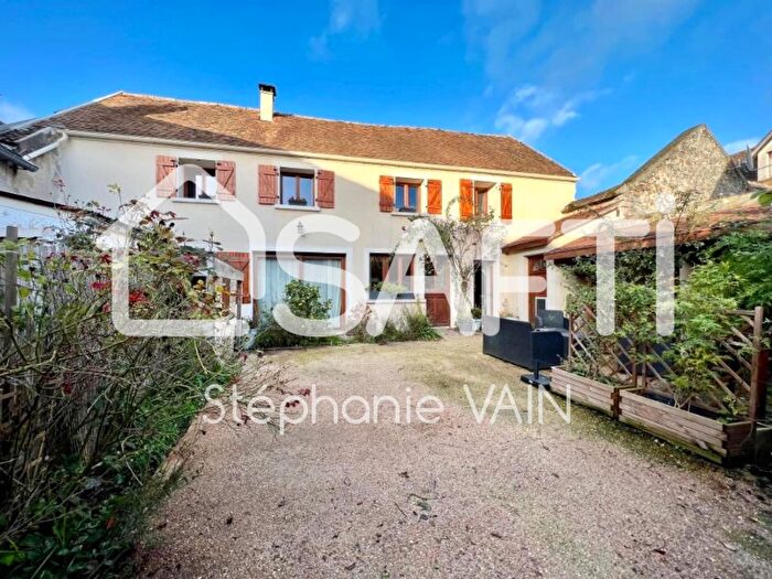 Maison 6 pièces à Montereau-Fault-Yonne, Ville basse, à vendre