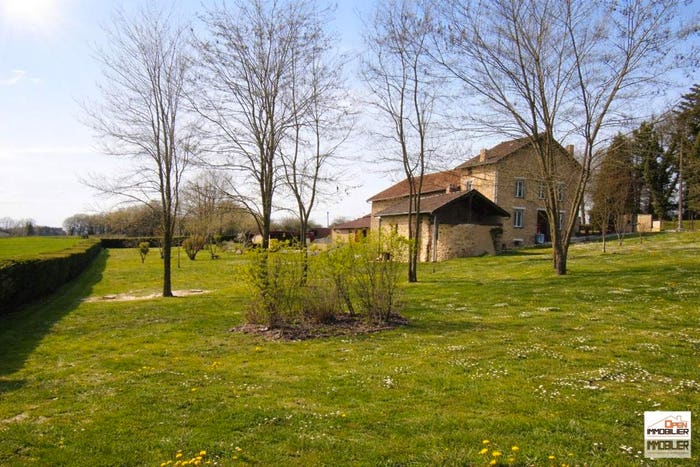 Saint-Léonard-de-Noblat : Maison 7 pièces à vendre