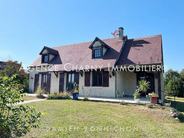 Maison 6 pièces à vendre à Douchy