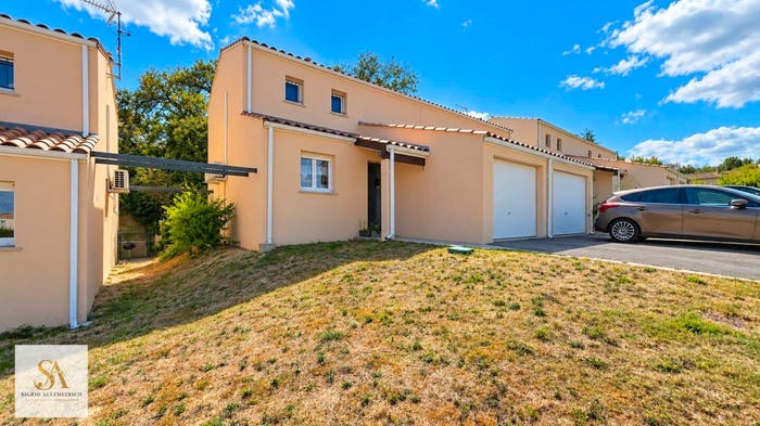 Maison 3 pièces à louer - Lavalette