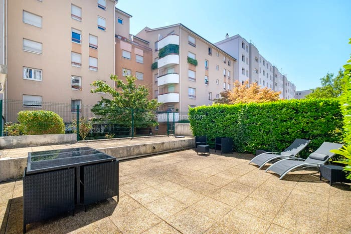Villeurbanne, République, Tolstoi : Appartement 4 pièces à vendre