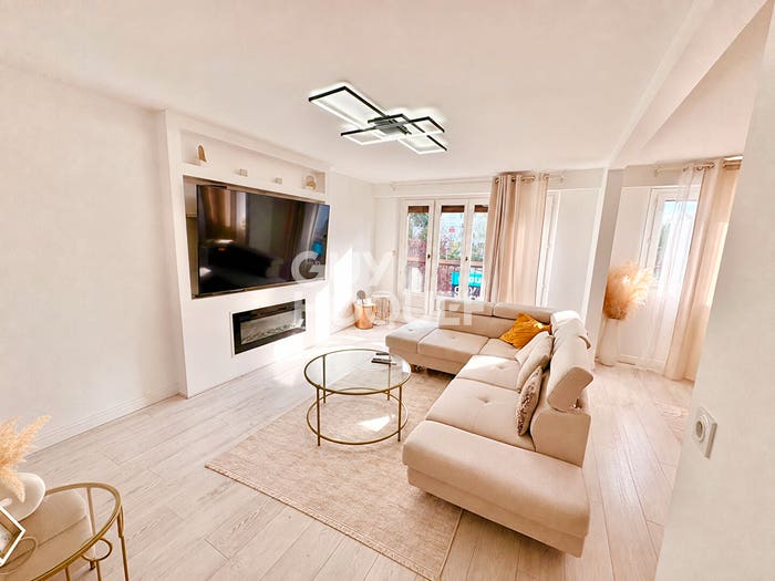Chilly-Mazarin, Gravigny : Appartement 4 pièces à louer