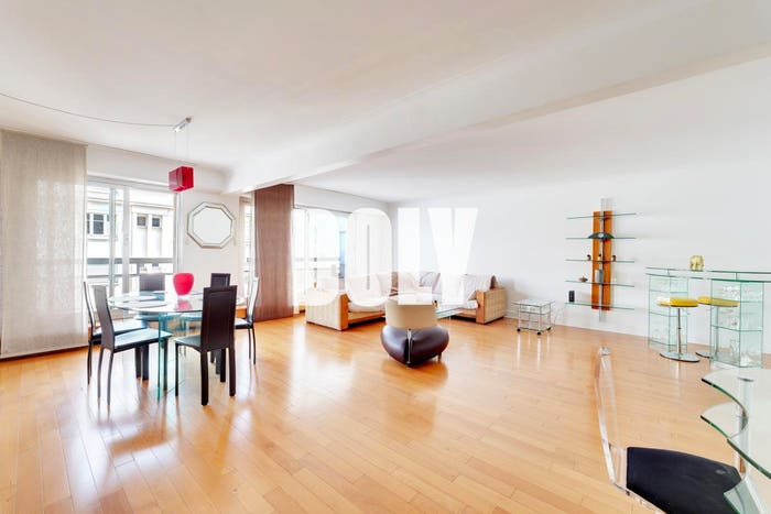Paris 15ème, Violet, Commerce : Appartement 4 pièces à vendre
