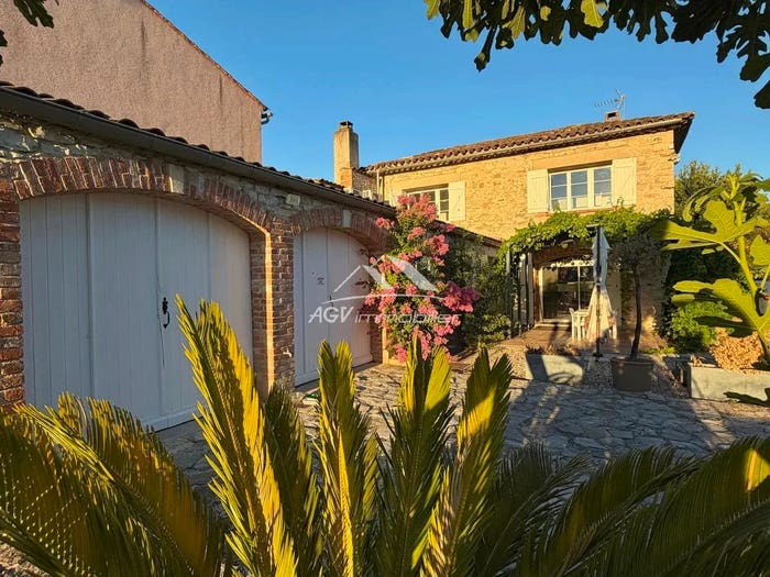 Maison 8 pièces à vendre à postalCode