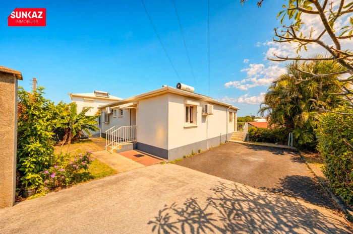 Maison 4 pièces à Saint-Pierre, à vendre
