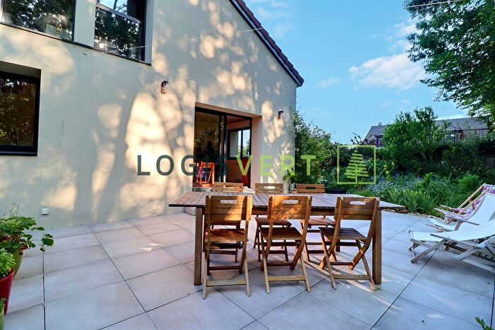 Saint-Rémy-lès-Chevreuse - Maison 8 pièces à vendre