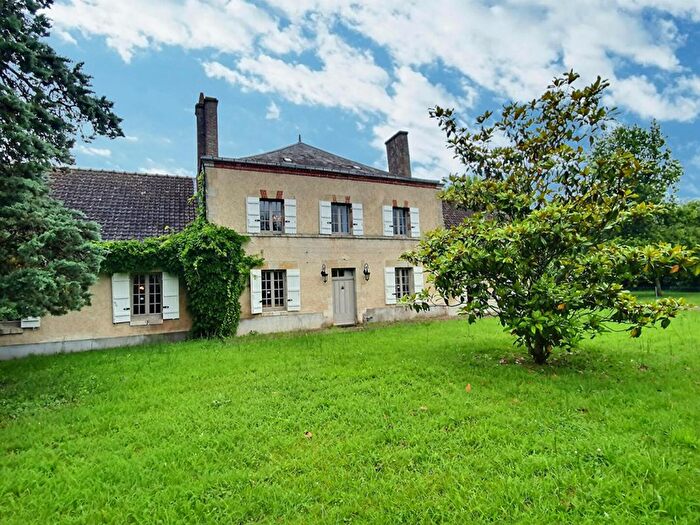Vieilles-Maisons-sur-Joudry : Maison 11 pièces à vendre