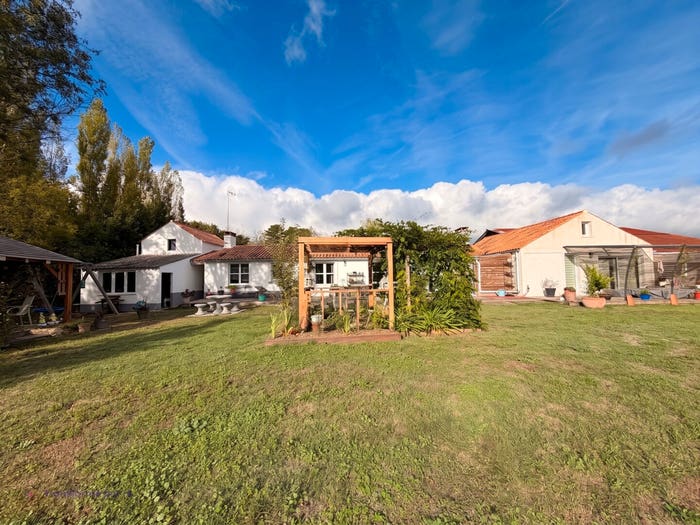 Sallertaine : Maison 7 pièces à vendre