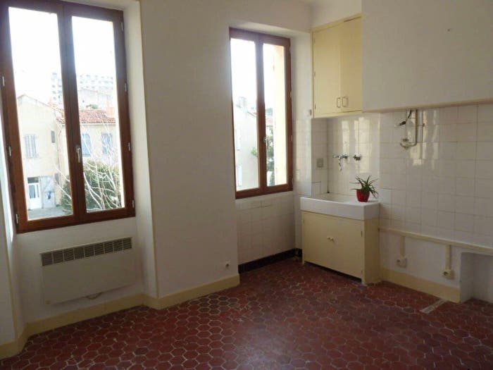 Appartement 2 pièces à louer à Saint Lambert, Marseille 7ème arrondissement