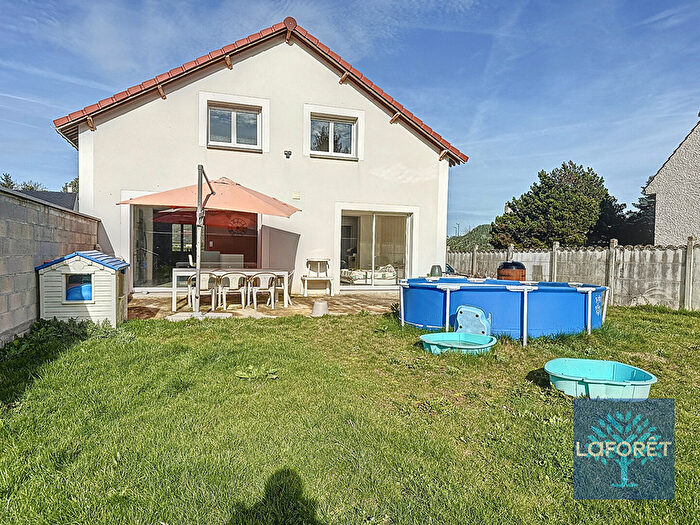 D'Huison-Longueville : Maison 6 pièces à vendre