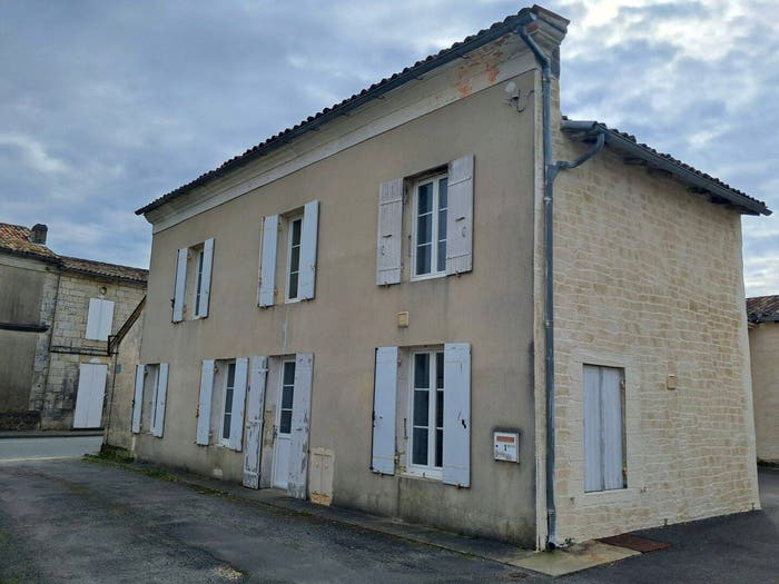 Maison 3 pièces à louer à Plassac