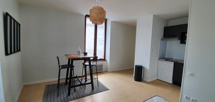Appartement 1 pièce à Rodez, Centre historique, Vieux-Rodez, à louer