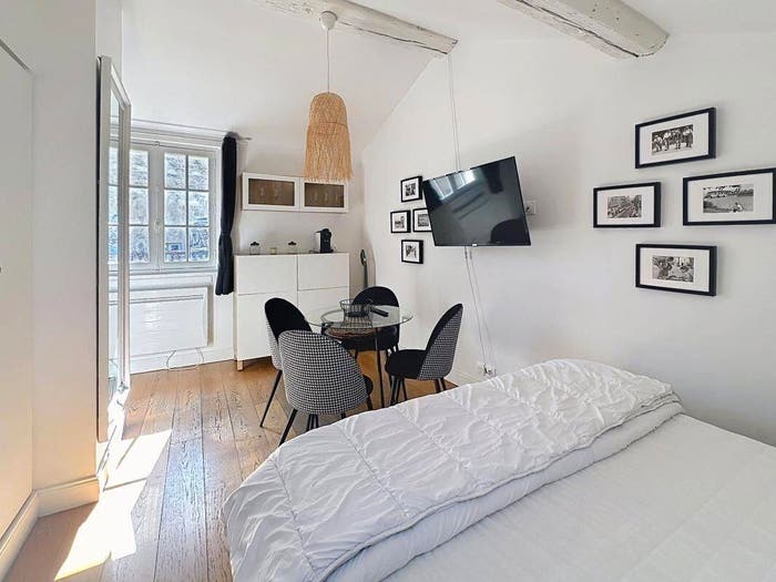 Zone Pietonne, Avignon - Appartement 1 pièce à louer