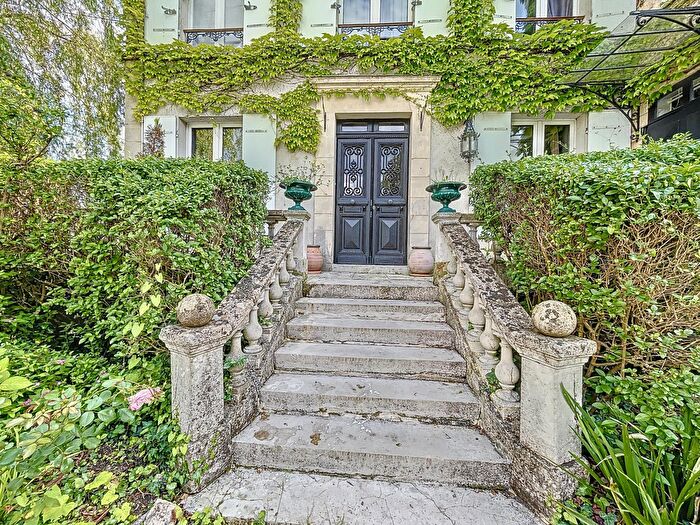 Saint-Chéron - Maison 8 pièces à vendre