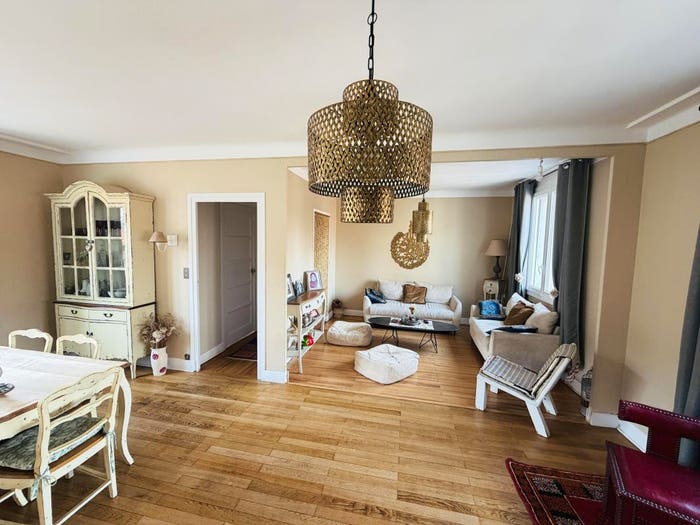 Appartement 5 pièces à Saint-Étienne, Crêt de Roc, à vendre