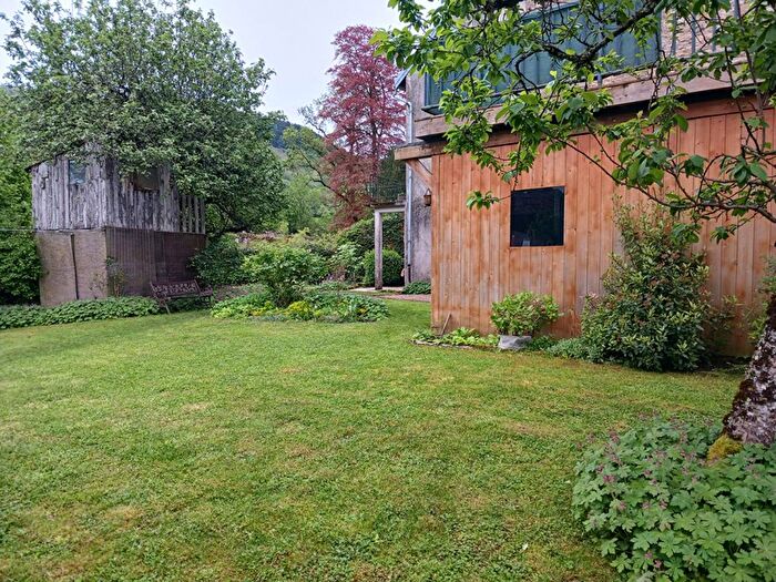 Lons-le-Saunier, Route de Marconay - Maison 7 pièces à vendre