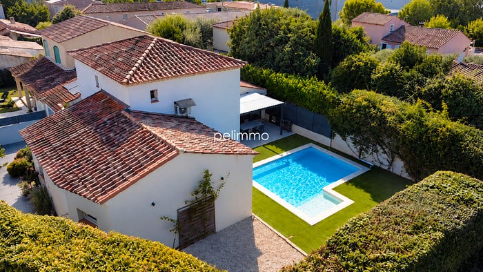 Maison 5 pièces à vendre à La Fare-les-Oliviers
