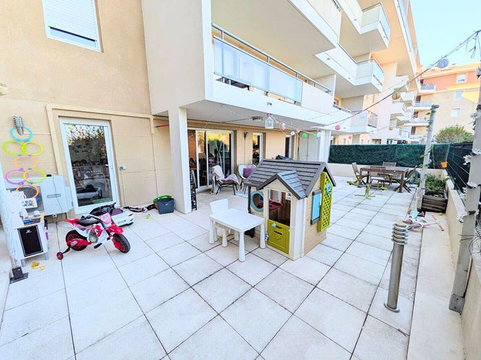 La Duranne, Aix-en-Provence : Appartement 4 pièces à louer