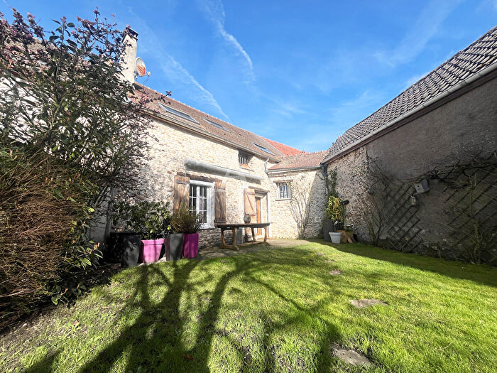 Maison 6 pièces à vendre - Authon-la-Plaine