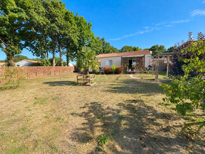 Beaulieu-sous-la-Roche - Maison 4 pièces à vendre