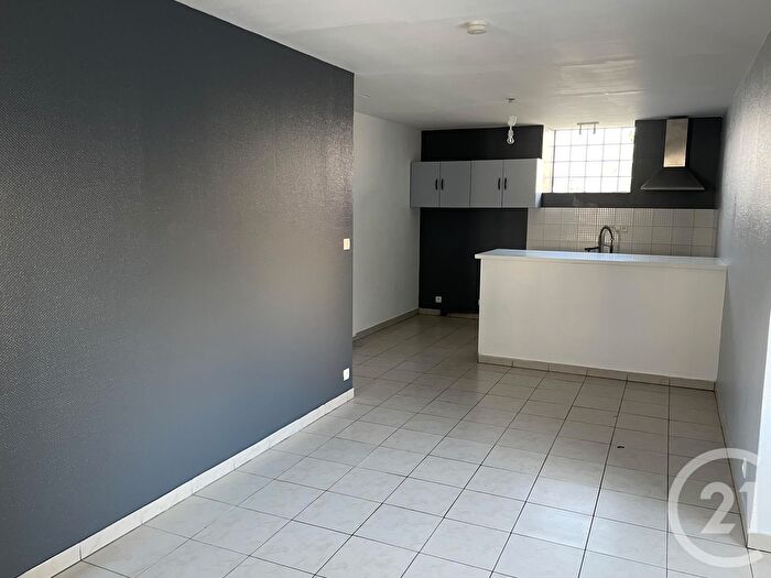 Angerville - Appartement 3 pièces à vendre