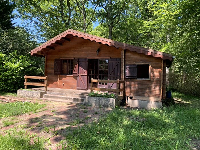 Bazoches-sur-le-Betz - Maison 3 pièces à vendre