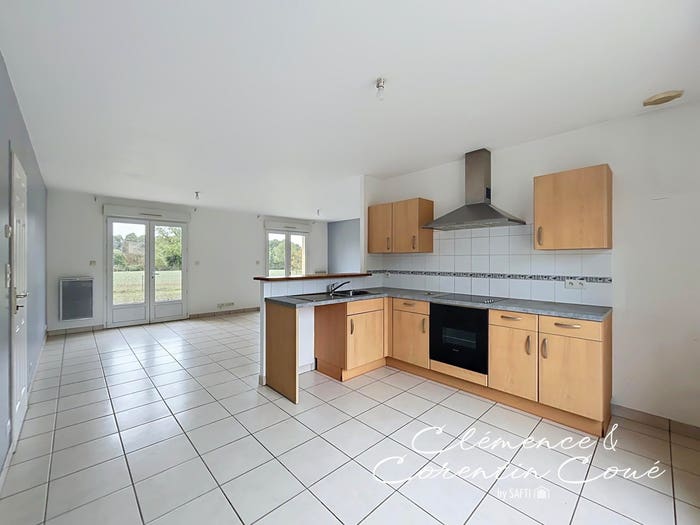 Maison 5 pièces à Châtelais, à vendre