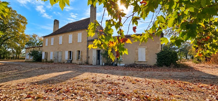 Maison 20 pièces à vendre à Bergerac, La Madeleine, Naillac, Cavaille, Aéroport