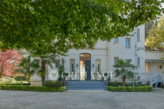 Croissy-sur-Seine - Maison 12 pièces à vendre