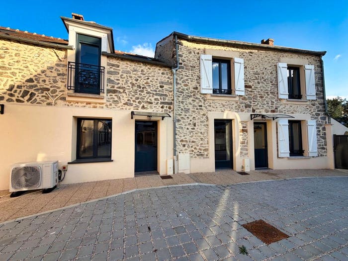 Maison 4 pièces à Réau, à vendre