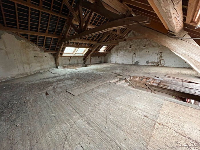 Maison 6 pièces à Angerville, à vendre