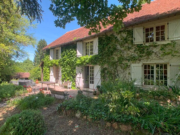 Bonny-sur-Loire : Maison 6 pièces à vendre