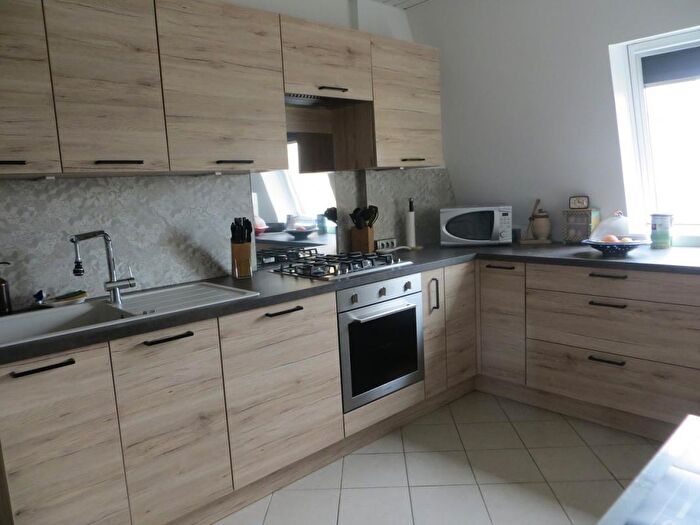 Appartement 3 pièces à Limay, Centre-ville, à vendre