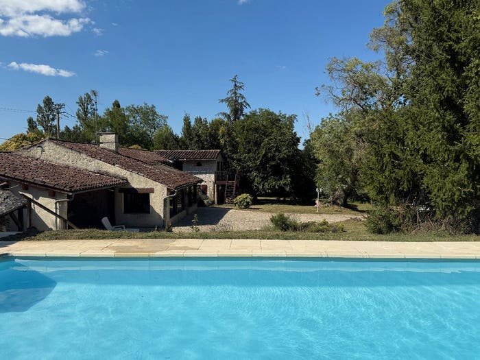 Maison 8 pièces à vendre à Larroque-sur-l'Osse