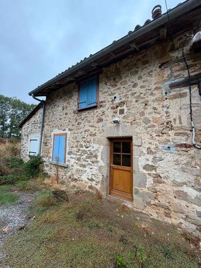 Maison 4 pièces à Chaptelat, à louer
