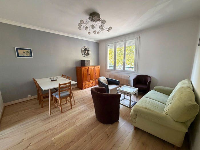 Petit Caporal, Saint-Nazaire : Appartement 4 pièces à louer