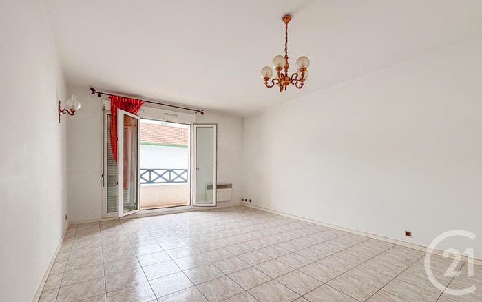 BayonneBayonaBaiona, Citadelle, Saint-Esprit : Appartement 3 pièces à vendre